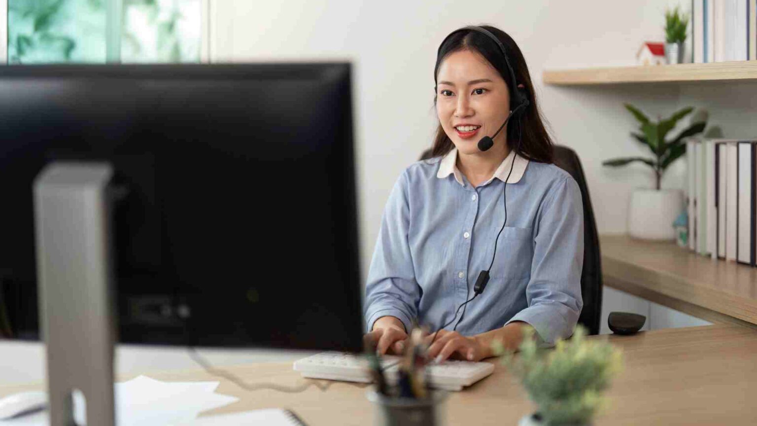 Call Center Remote Job at CVS Health Paying $34 per Hour